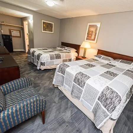 Econo Lodge Motel Village Calgary • Canada